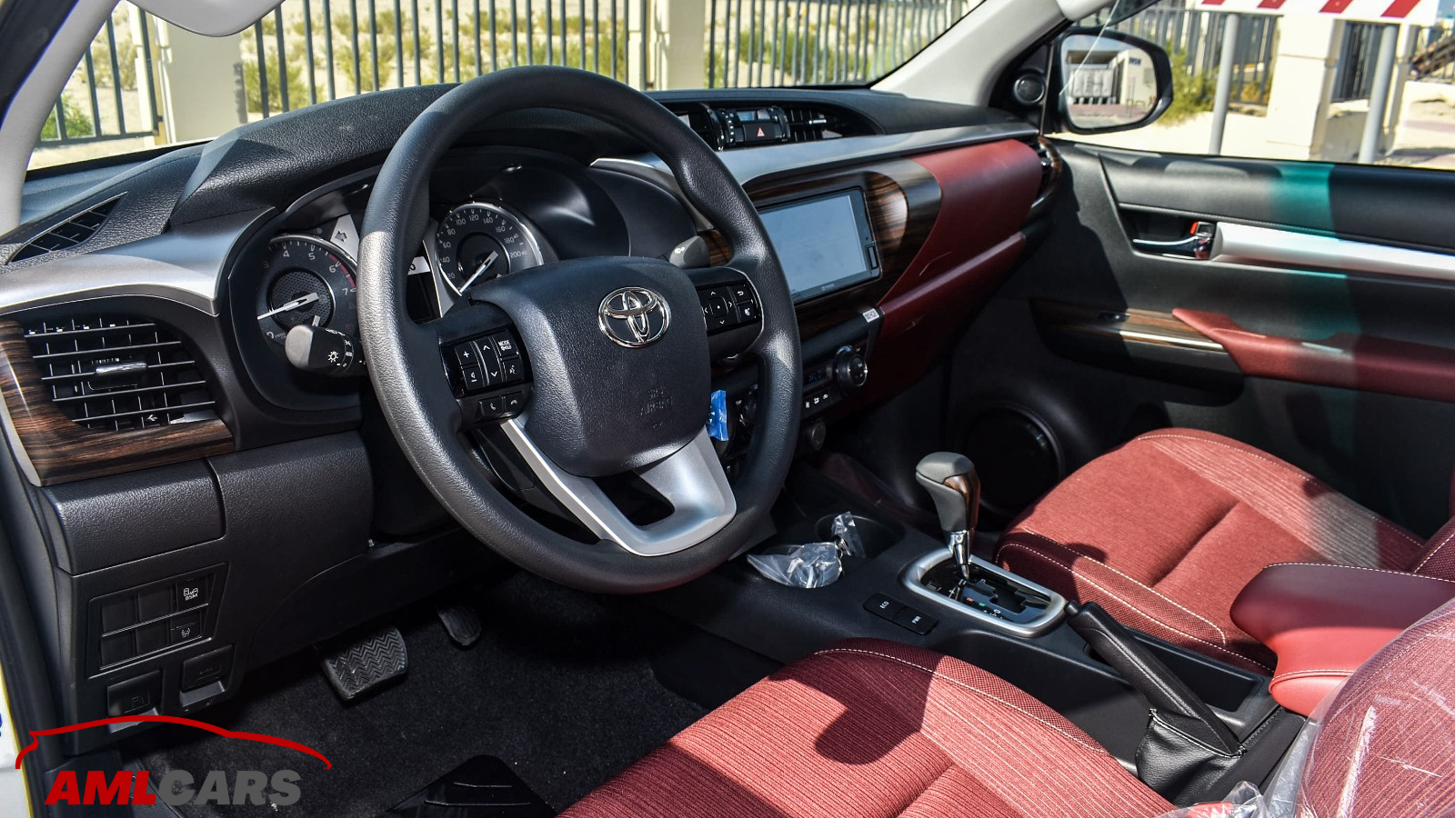 Toyota Hilux 4X4 Double Cabin 2025 - AML Cars
